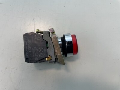 Schneider XB4BW14B5 Pushbutton Switch