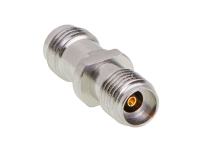 BNC Jack-to-SMA Plug, Between-Series Adapter, Tray, 50 Ohms