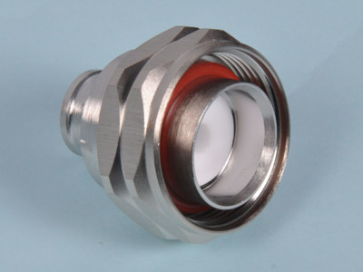 DIN 7/16 Plug, Right-Angle, Solder, for 1/2