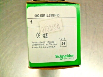 Schneider 9001SK1L35GH13 Pushbutton Switch for sale