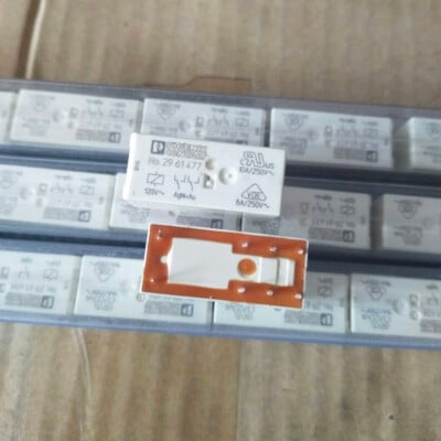 Phoenix Contact 2961477 Power Relay Module for Industrial Control Systems for sale