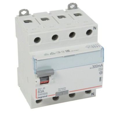 DX³ - RCCB 4P 40A 100mA F type - 400V AC residual current protection - Short-time delayed tripping - DIN rail mounting IP20