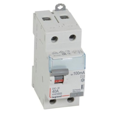 RCD DX³-ID - 4P 400V~ neutral right-hand side - 63A RCCB - 30mA sensitivity AC type - 4-module DIN rail IP20
