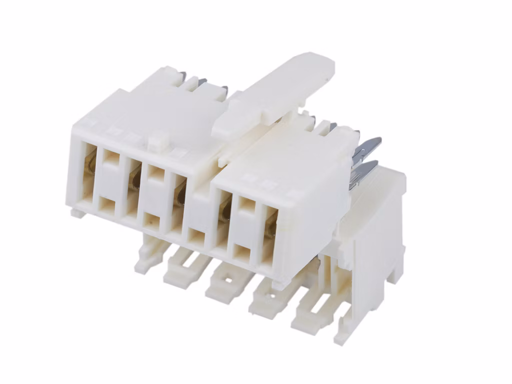 iPass I/O Surface Mount Receptacle, 0.80mm Pitch, Vertical, Internal Assembly with Shell, 36 Circuit, 0.76µm Gold (Au), Retention-Fit Shell Option, Tail Length 1.96mm, Left Key