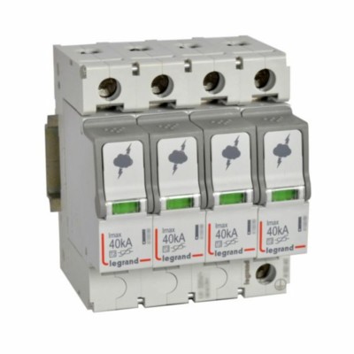 Lightning arrester T2 20kA 4 poles to SPD T2 20kA 4P to Type 2 surge protection to 230V AC TN systems to DIN rail IP20 optical status