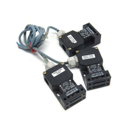 E-Switch KOM4 Switch Accessory Chip