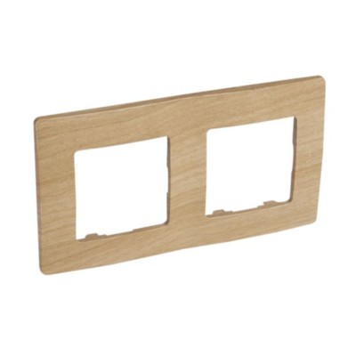 Niloé - Plate 3 gang aluminum - Horizontal/vertical flush-mounted frame - Matt lacquered thermoplastic IK04 - Snap-on cover 186x86mm