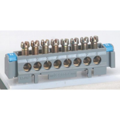 Terminal block on support - Terminal block 4 outputs - 4x1.5mm² to 16mm² conductors - DIN rail mounting - 47mm length, 76A for sale