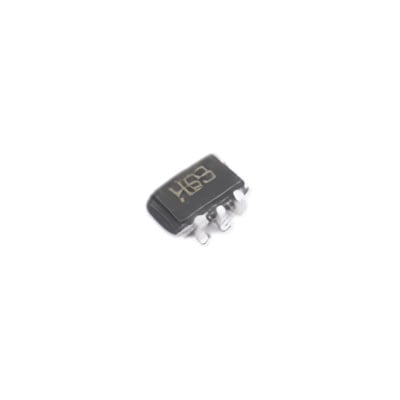 Qorvo AG604-89G RF Amplifier Chip