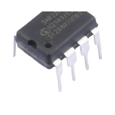 Infineon ICE3AR0680JZ AC-DC Offline Switching Converter Chip