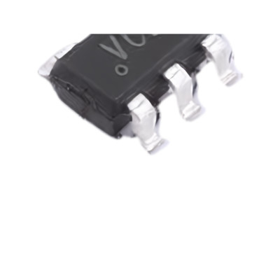 EnergyMath EM74LVC07AD Buffers, Drivers, Receivers & Transceivers Chip