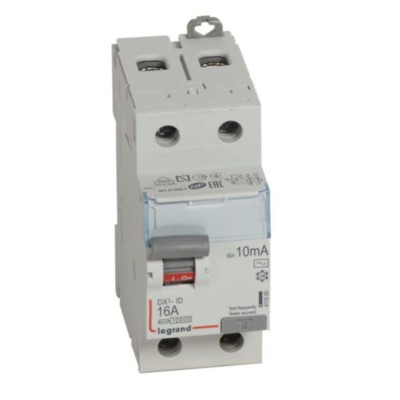 RCD DX³-ID - 4P 400V~ neutral right-hand side - 63A RCCB - 30mA sensitivity AC type - 4-module DIN rail IP20
