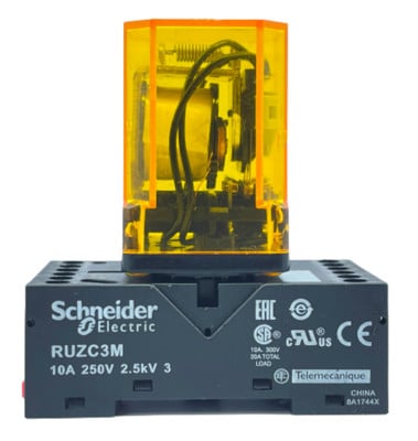Schneider RUZSC2M Relay Socket