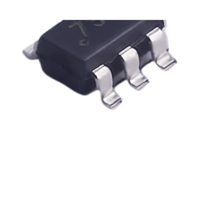 Qorvo RF5602TR7 RF Amplifier Chip