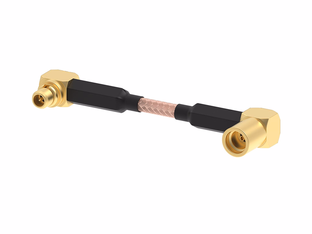 MMCX Right-Angle Plug to MMCX Straight Plug on 1.13mm Cable, 580.90mm Length, 50 Ohms