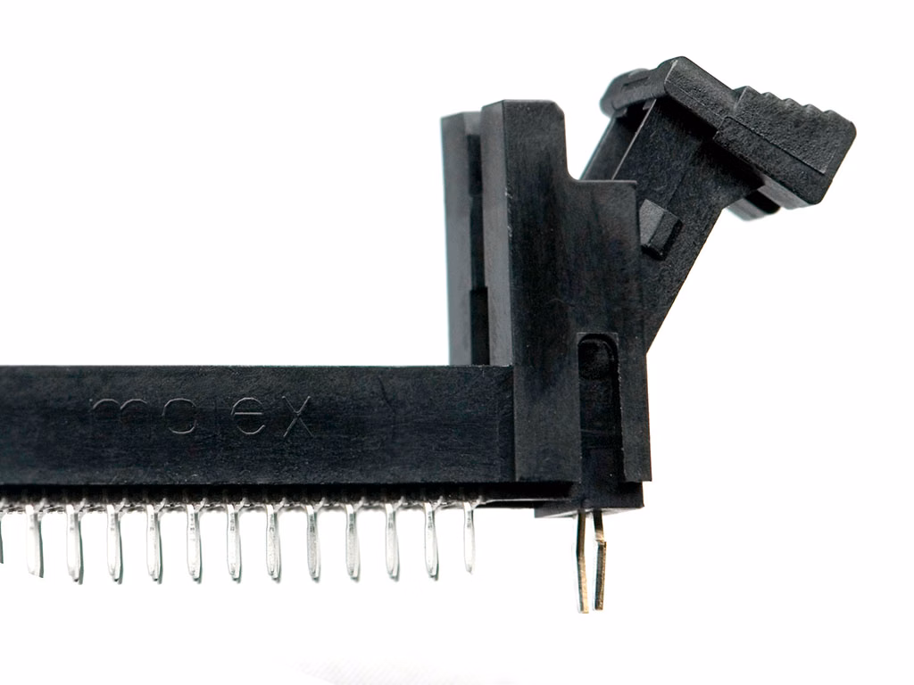 DDR4 DIMM Socket, Vertical Surface Mount, 0.38µm Gold Plating, 288 Circuits, PCB Thickness 1.57mm, with Forklock, Blue Housing, Blue Latch