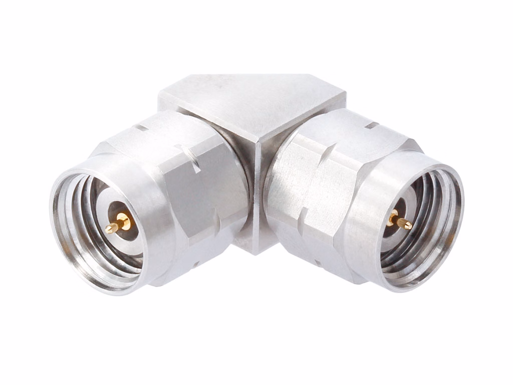 SMA Plug-to-MMCX Plug, Between-Series Adapter, Straight, Bag, 50 Ohms