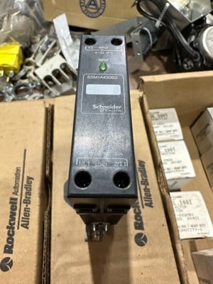 Schneider SSM1A430BD for sale