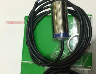 Schneider XS618B4PAL2 Proximity Sensor