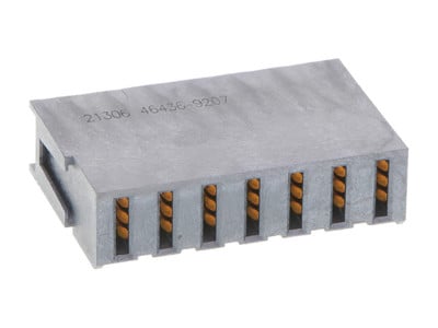 2.54mm, 5.50mm Pitch EXTreme Ten60Power Right-Angle Plug Assembly with Guide Pins, 2 DC Power Circuits, 15 Signal Circuits, 2 DC Power Circuits