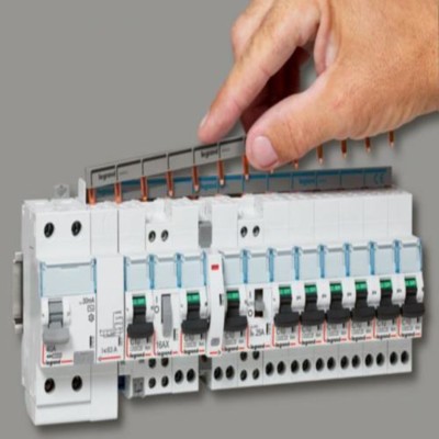 DX³ - Auxiliary changeover switch DX³ 0.5 module - 6A 250V AC - Indicates contact position - For MCBs, RCBOs, RCCBs for sale
