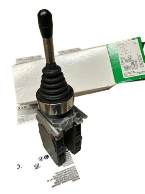 Schneider XS912S4PAM12 Proximity Sensor for sale