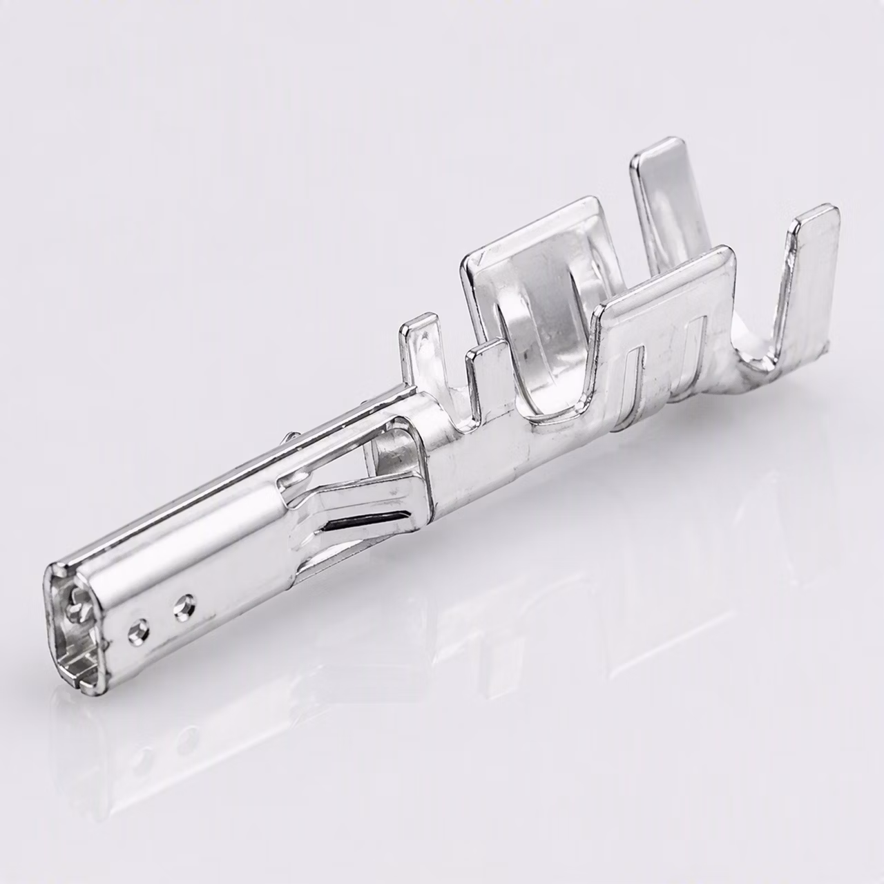 Micro-Fit 3.0 Crimp Terminal, Female, with Lubricant, with 0.76µm Gold (Au) Plated Phosphor Bronze Contact, 24-20 AWG, Reel