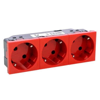 Soliroc™ - Socket outlet - French - 2P+E - automatic terminals-locked cover - IP55