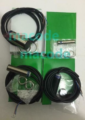 Schneider XS612B4PBM12 Proximity Sensor for sale