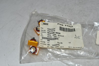 IDEC AB6H-BK2-Y