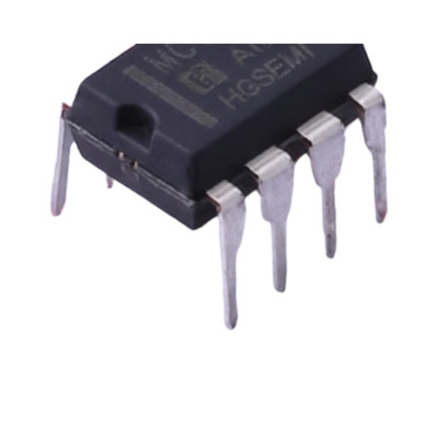 HGSEMI MC1403BM/TR Voltage Reference Chip