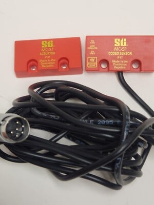 OMRON MC-S2PC10 Interlock Switch