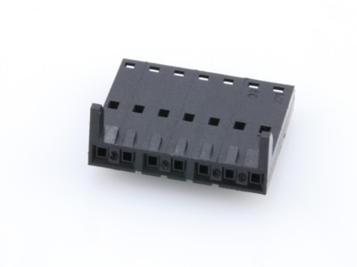 SL Crimp Housing, Single Row, Version H, Polarized Friction Lock, 12 Circuits, Black