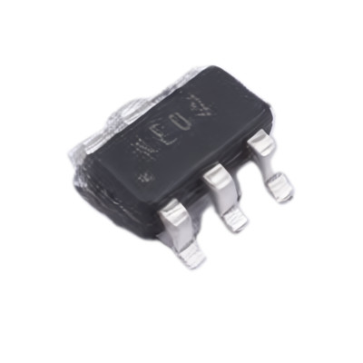 SiChange XCS7477 Analog to Digital Converter