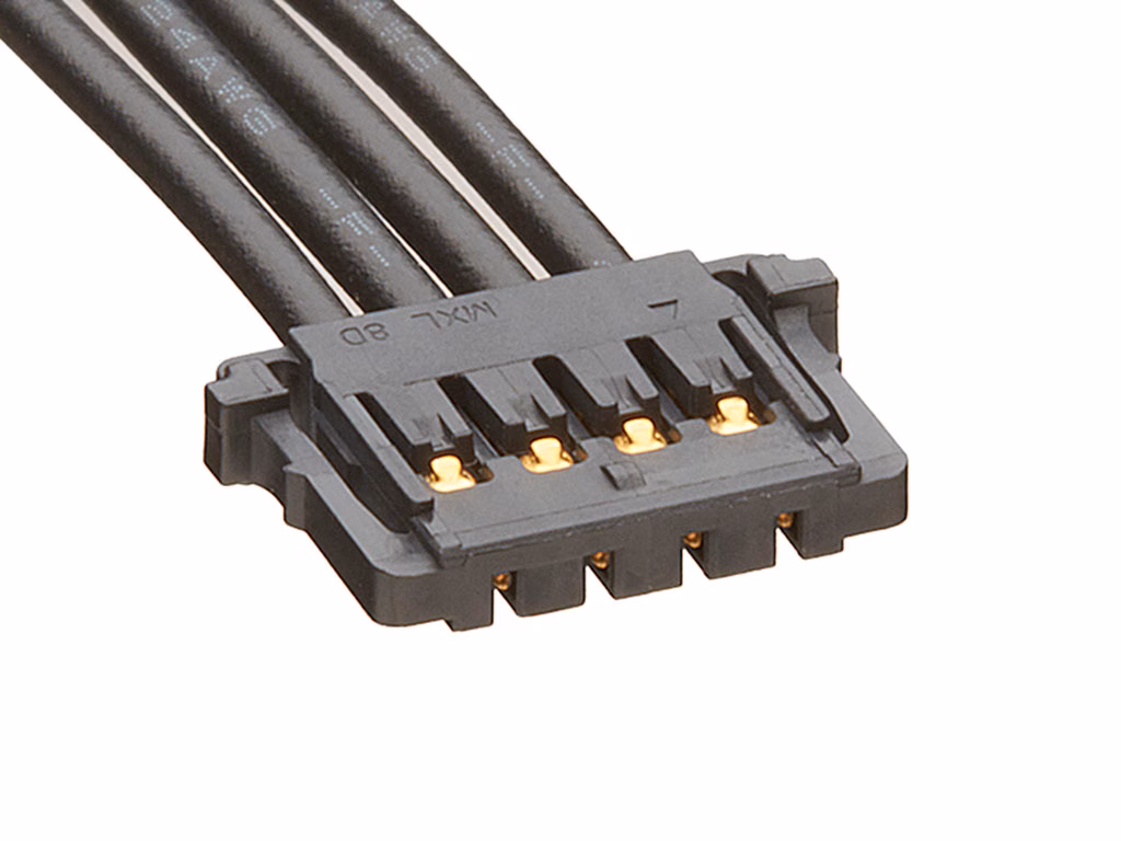 Pico-Clasp-to-Pico-Clasp Off-the-Shelf (OTS) Cable Assembly, Single Row, 150.00mm Length, 4 Circuits, White