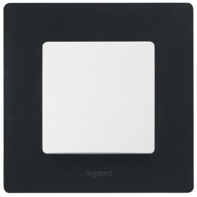 Niloé - Plate 3 gang aluminum - Horizontal/vertical flush-mounted frame - Matt lacquered thermoplastic IK04 - Snap-on cover 186x86mm